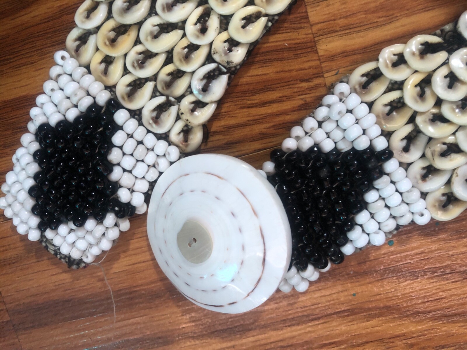 Vintage OCEANA TRIBAL Cowrie Shell Belt - Beaded 30" - Gem