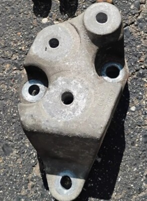 Transmission Mounting Support 22720657 Ion HHR Cobalt SS, F35 - LSJ - 2 ...