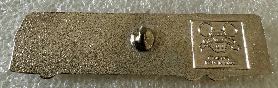 Disney Pin 40167 Disney's Magical Express Bus with Mickey Mouse Bus ...