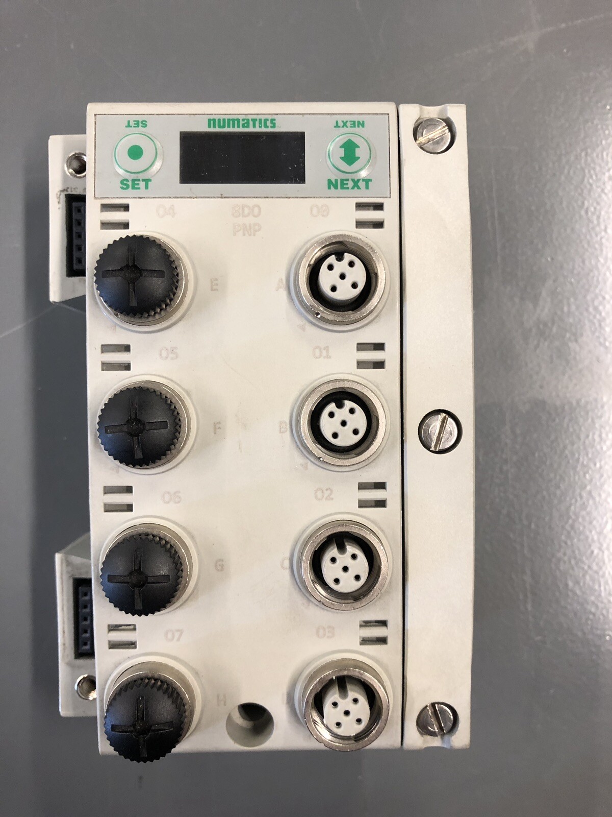 Numaitcs 240-208 G3 Digital Output Module 8 PNP M12 Female Connector | eBay