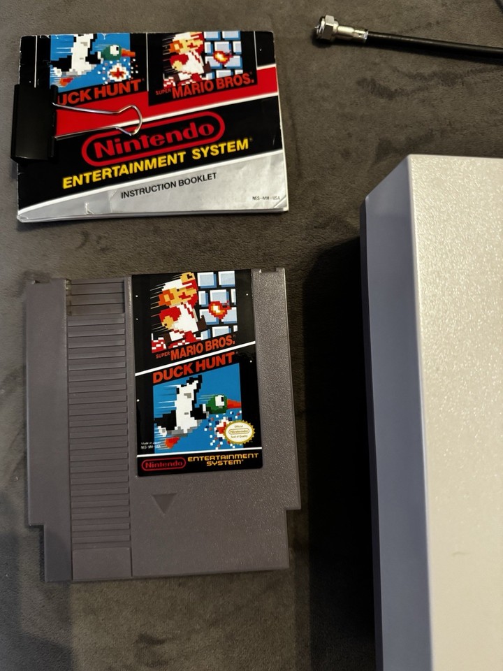Nintendo NES Console - Tested - Game, Controllers, Duck Hunt Gun, Power ...