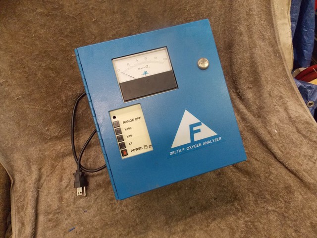 Delta F Oxygen Analyzer FA31110SA With for sale online | eBay