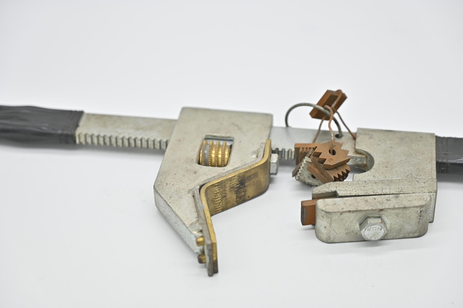 Vintage TR-20 Thread Repair Chaser Hand Tool with 3 Dies USA | eBay