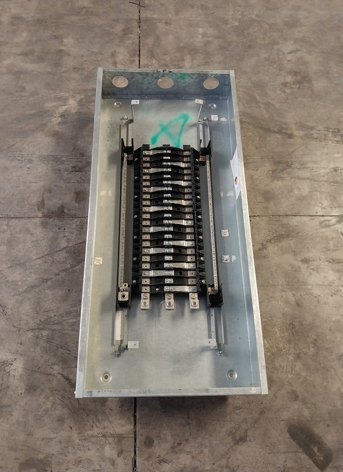 Siemens S1 250A Main Lug Panelboard 208Y/120V 3PH 4W 250 Amp ...