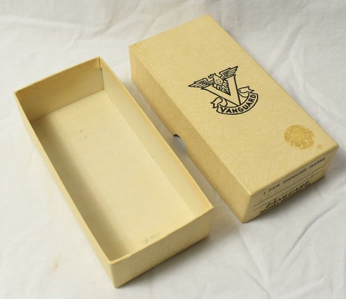 Empty Vanguard Box - United States Air Force Capt Uniform Shoulder ...
