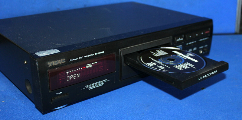 TEAC CD-RW880 Compact Disc Recorder Player CD-R CD-RW High Speed | eBay