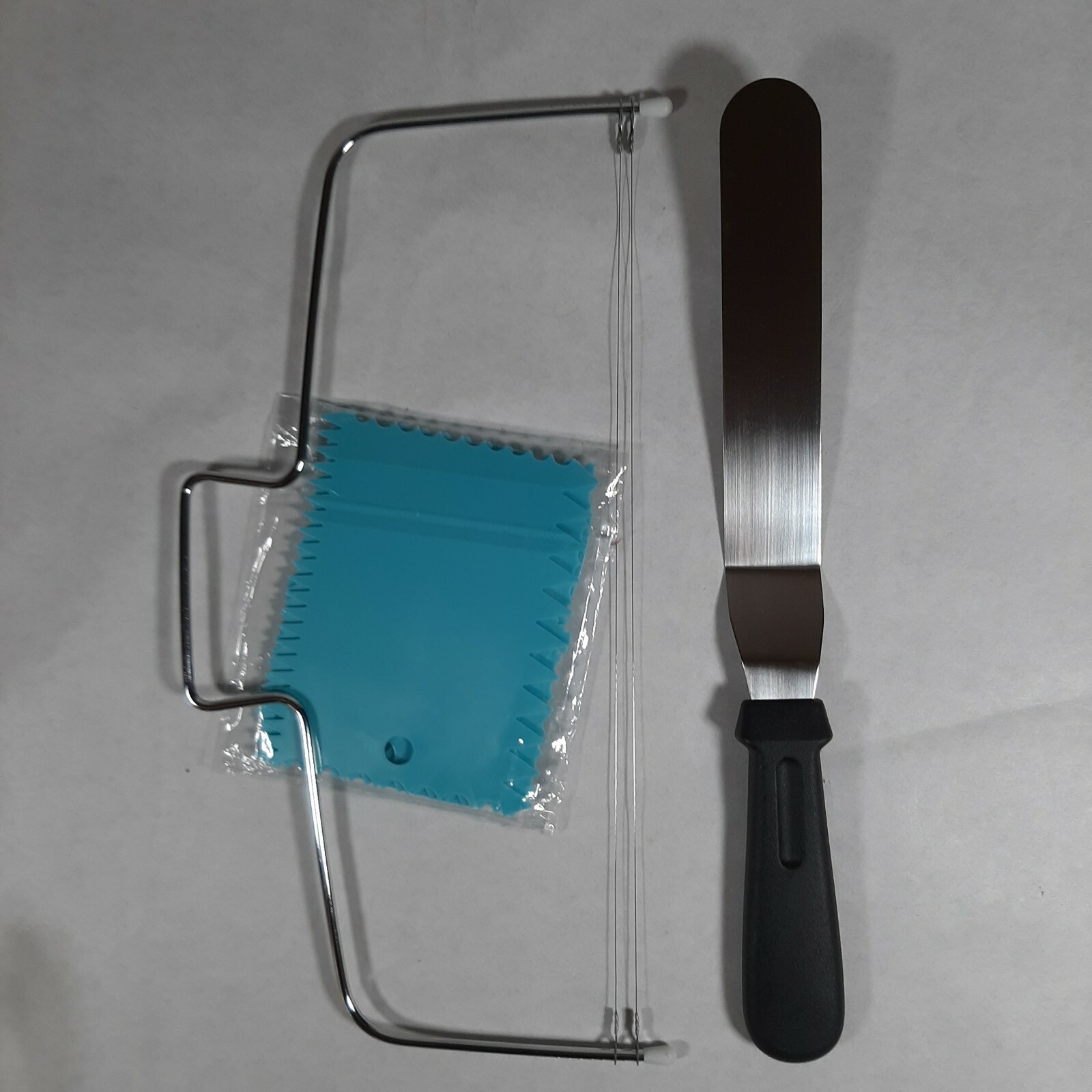 Cake Decorating Set Kit Tools 1 Icing Spatula & 3 Icing Smoother 1 wire ...