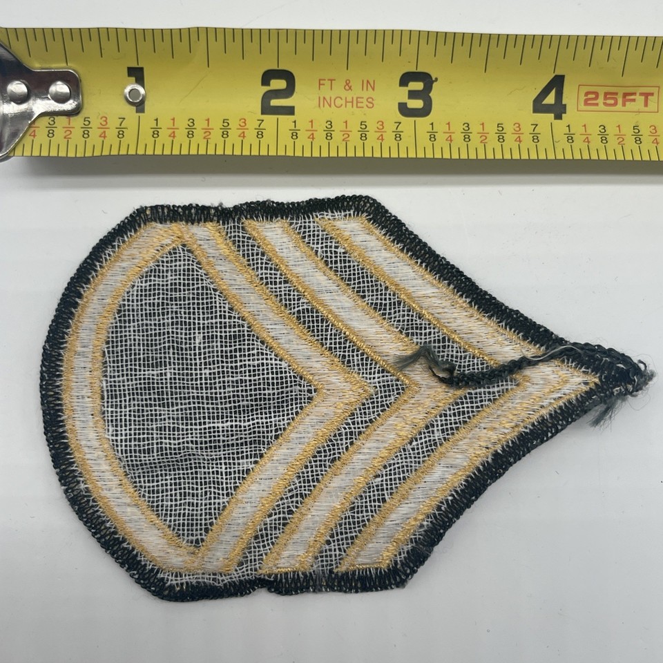 U.S. Military Army Staff Sergeant Rank Patch Insignia Chevron Green ...