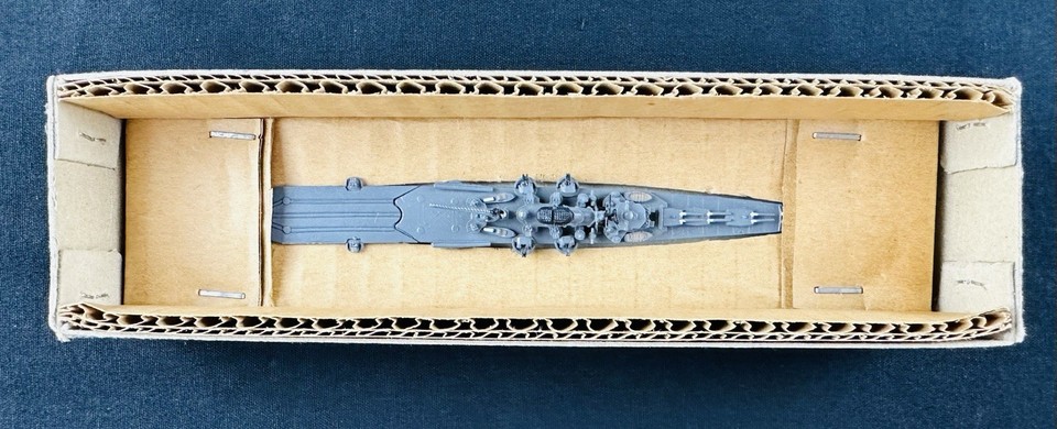 KONISHI Japanese WWII Heavy Cruiser MOGAMI - 1:1250 Scale Waterline ...