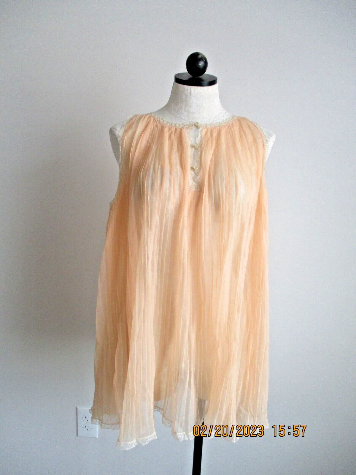 1950s Vintage Sheer Nylon Gem