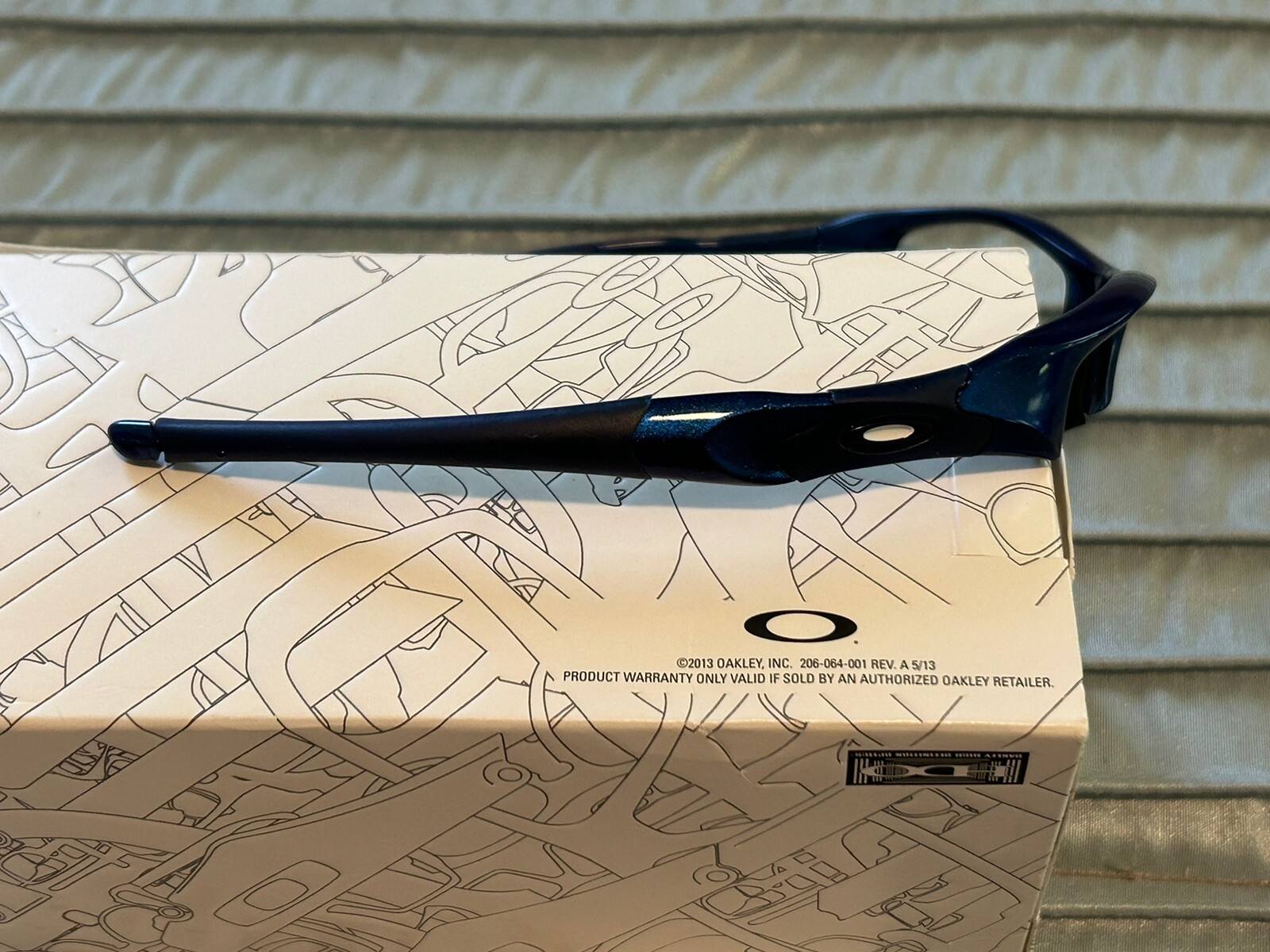 Oakley Flak Jacket 1.0 XLJ Team Navy frame w/ White I… - Gem