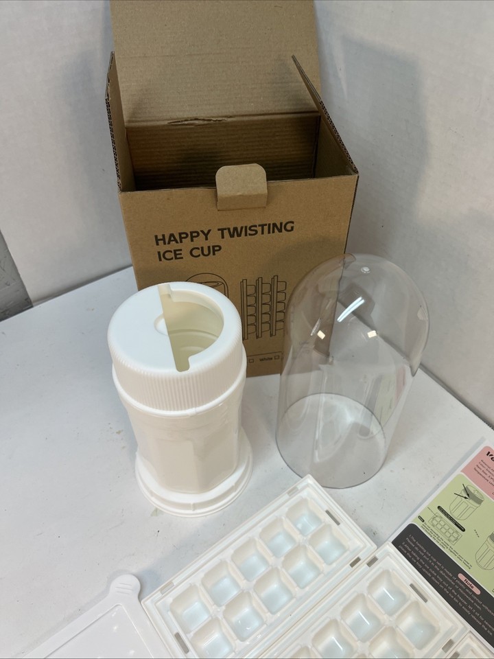 Happy Twisting Ice Cup - Twisted Ice Cube Tray with Dust Cover, 3 Trays ...
