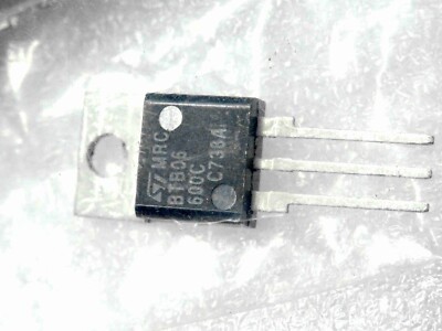Lot x2 : triac BTB 06 -600 C ~ 6A 600V BTB06-600C ~ non insulated TO ...