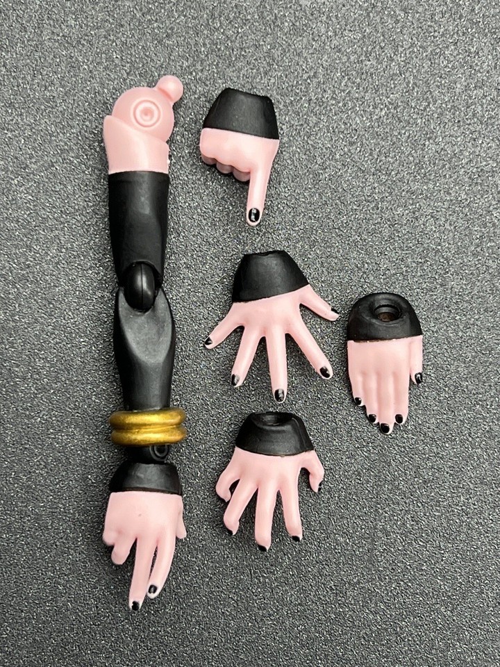 Dragonball Z SH Figuarts Body Part Android 21 Games Battle Right Arm ...