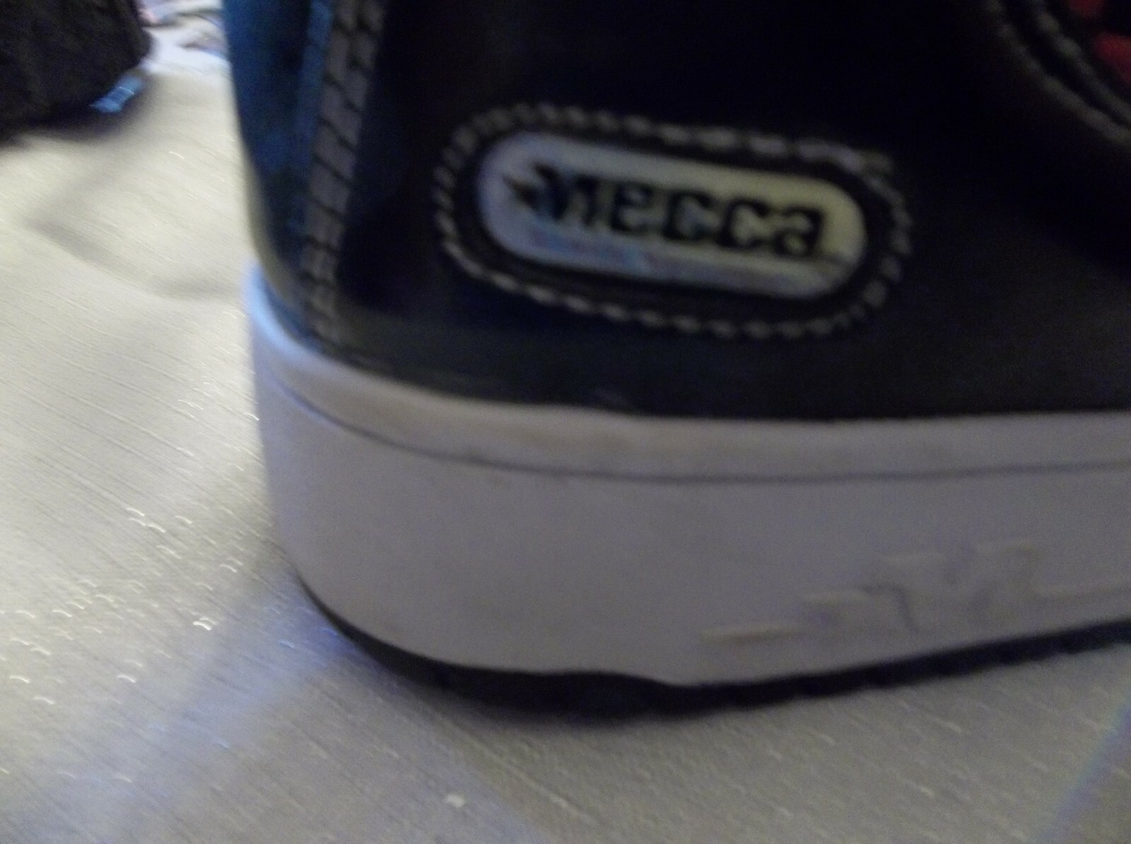 MECCA "KYLE B" Men's Size 6 High Top Sneakers SNAZZY! | eBay