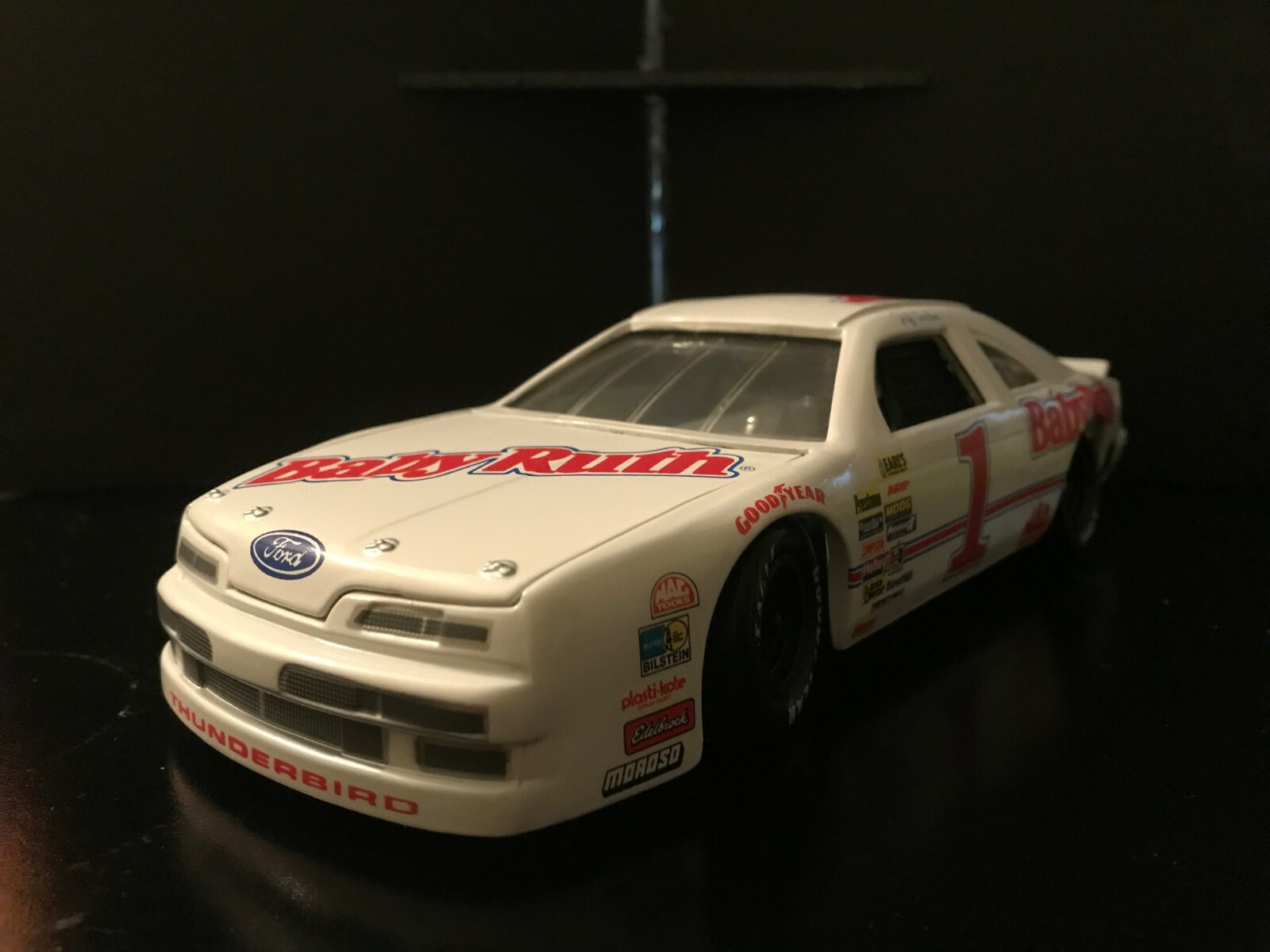 #1 Jeff Gordon Baby Ruth - Revell -1:24 Scale - NASCAR | eBay