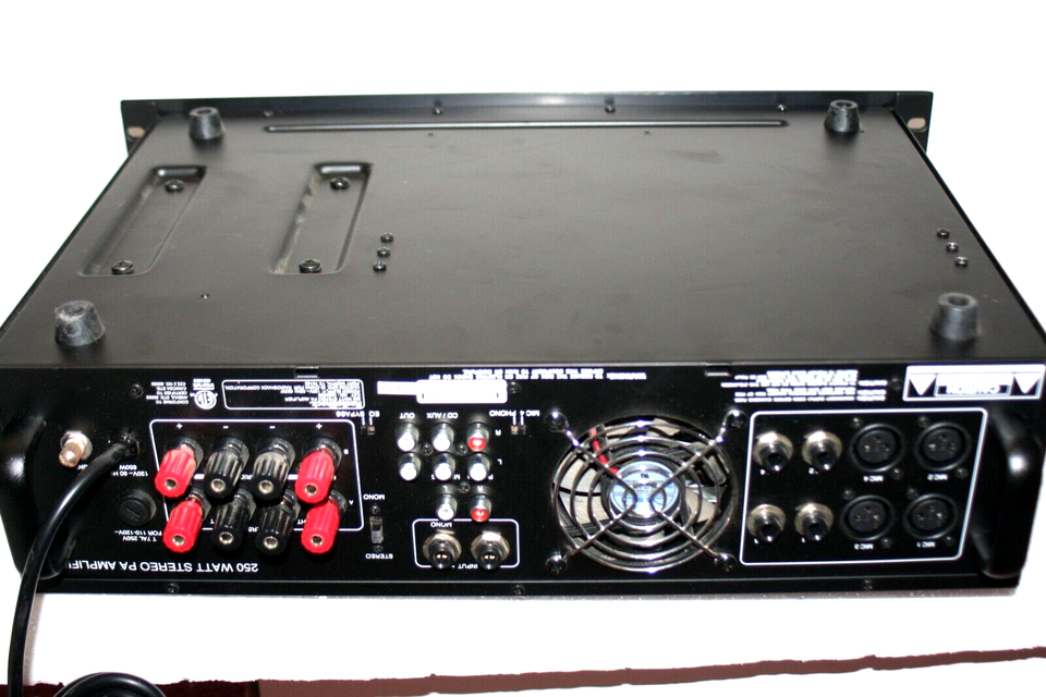 RadioShack Model 3200028 PA Stereo Amplifier Amp | 250 Watt | Rack ...