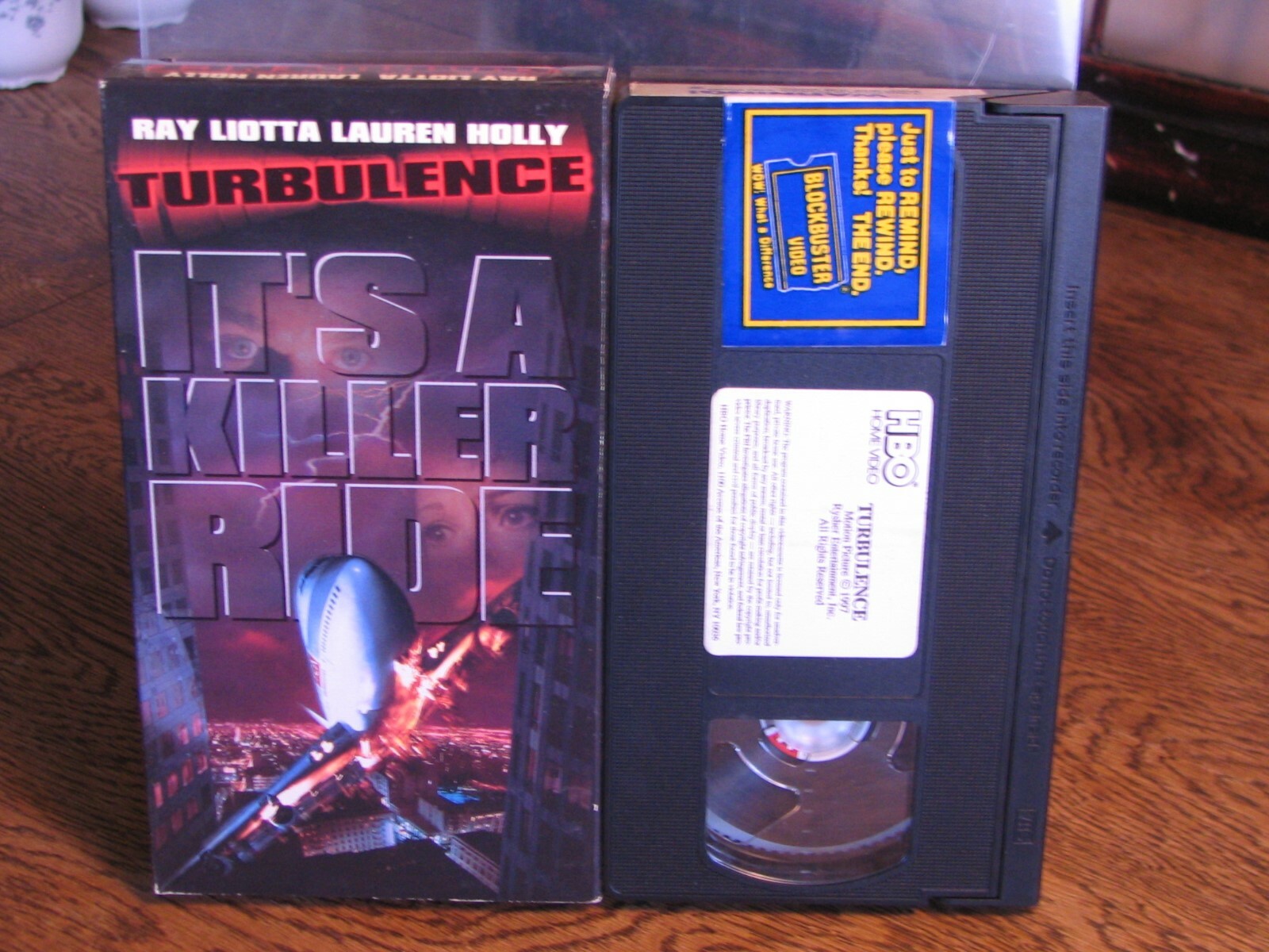 1997 Action Thriller (VHS) "Turbulence" A Killer Ride!-Ray Liotta ...