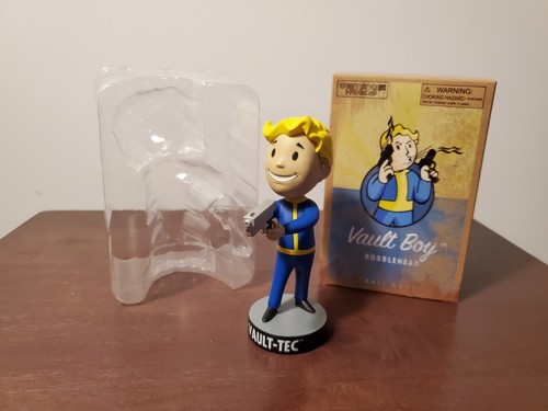 Vault Boy Bobblehead - 111 - Fallout 4 - Small Guns - Series 3 | eBay