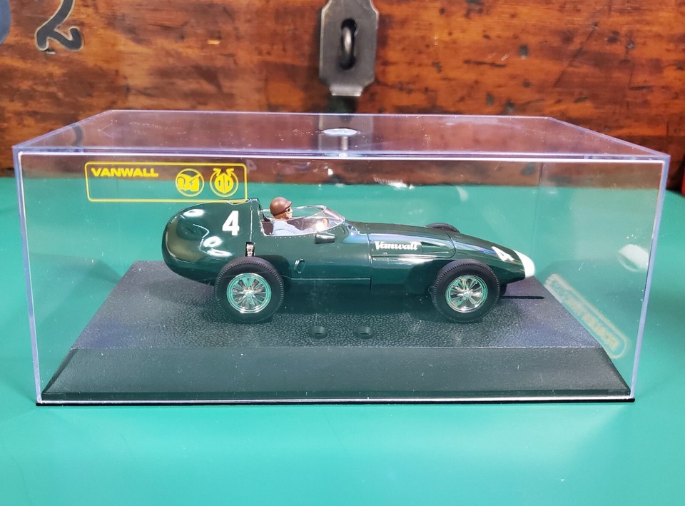 Scalextric 1/32 Slot Car Vanwall F1 1958 #4 C2663 BNIB & Rare! Carrera ...