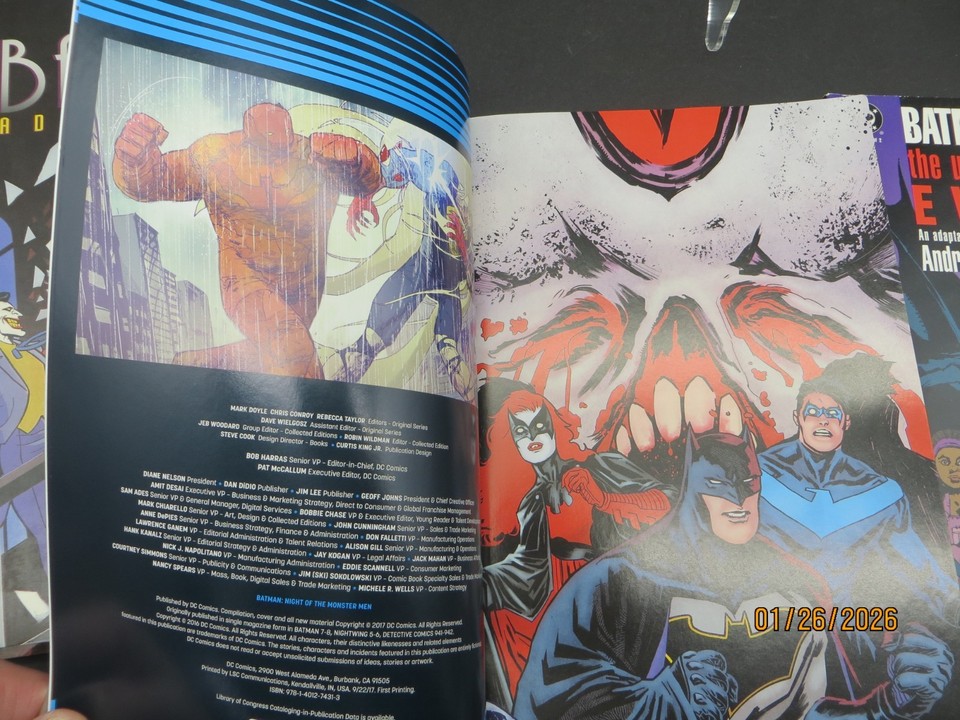 Batman Graphic Novels Detective Ultimate Evil Adventures Night Monster ...