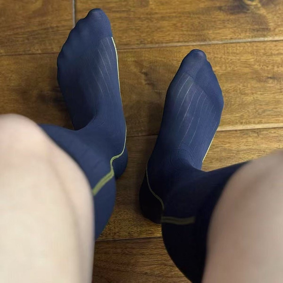 Business Meetings Men Stripes Dress Socks Formal Business Socks Average ...