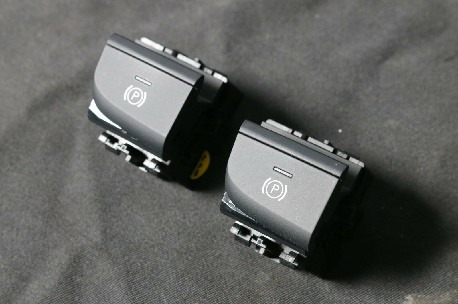 Audi A3 8V Switch Button Epb Electric Parking Brake Handbrake 8V1927225 ...