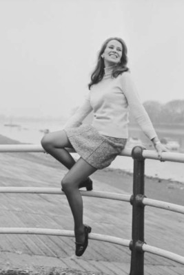 English Actress Jane Merrow 4x6 photo | eBay