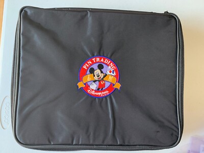 DLRP Disney Official Disneyland Paris Pin Trading Mickey Mouse Logo ...