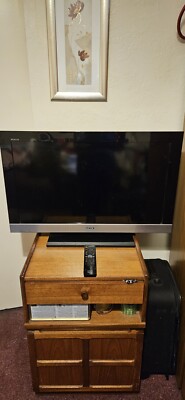 Sony Bravia KDL-32EX301 32" HD Widescreen Flatron LCD With Digital Box ...