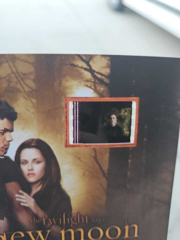 Twilight New Moon Collectible Film Cell Edward Cullen in Meadow Free ...