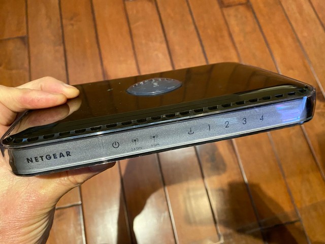 Netgear WNDR3300 300 Mbps 4-Port 10/100 Wireless N Router (WNDR3300 ...