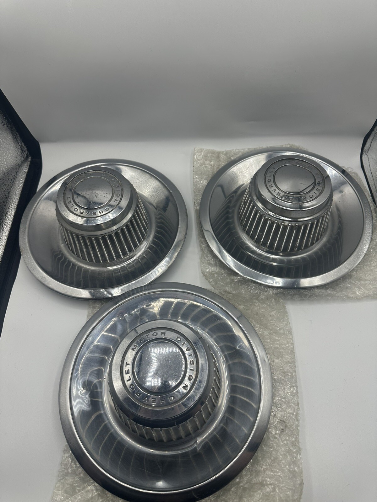 OEM 3925805 Vintage 1968-1982 Chevrolet Rally Wheel Center Hubcap Set ...