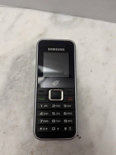 Samsung SGH-S125G - Black On Silver ( TracFone / GSM ) Cellular Phone ...