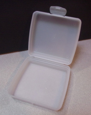 Tupperware Sandwich Keeper Container Storage Lunch 3752 Clear | eBay