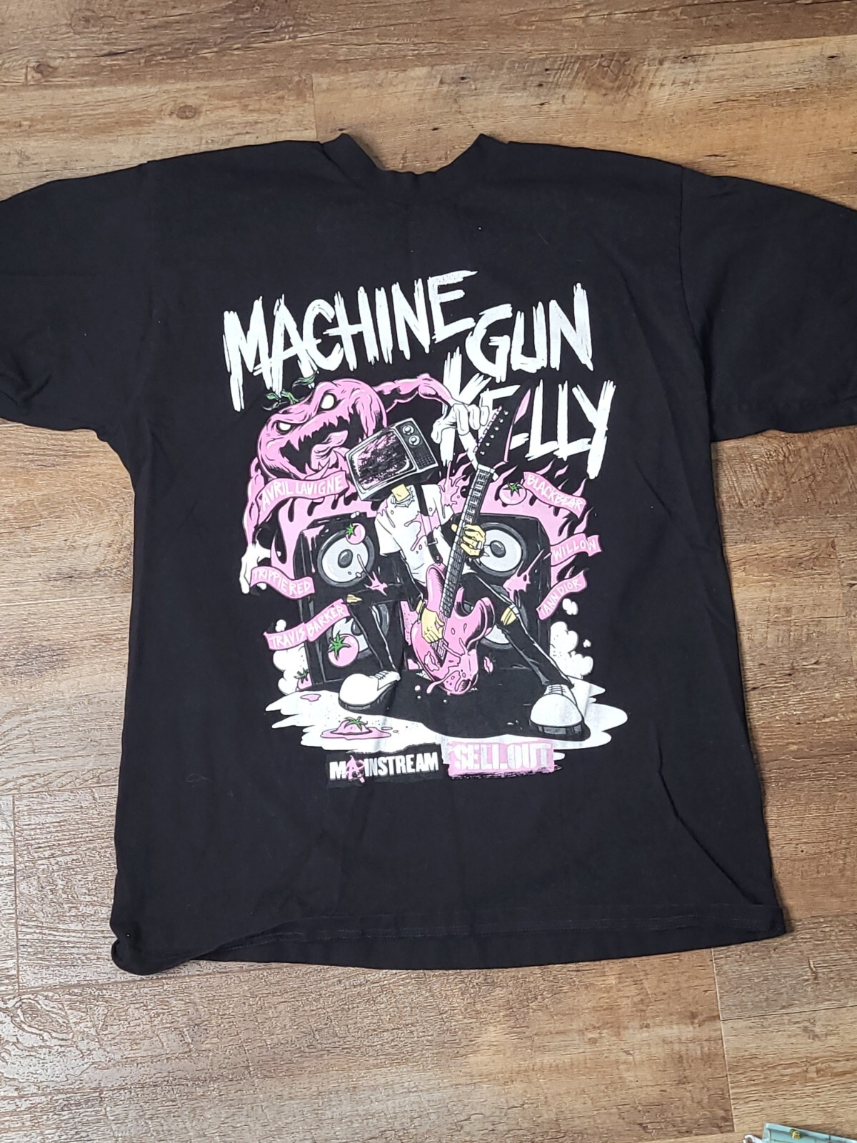 Pro Collection Machine Gun Kelly Mainstream Sellout T… - Gem