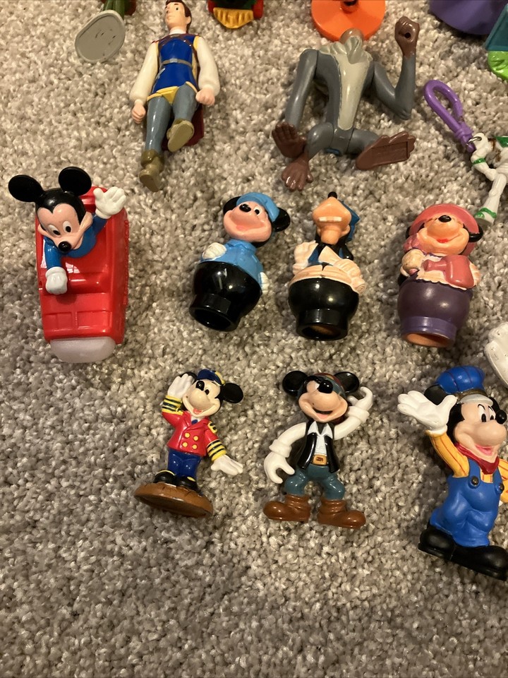 HUGE LOT OF (45) VINTAGE DISNEY FIGURES MICKEY MINNIE POOH ALADDIN ...