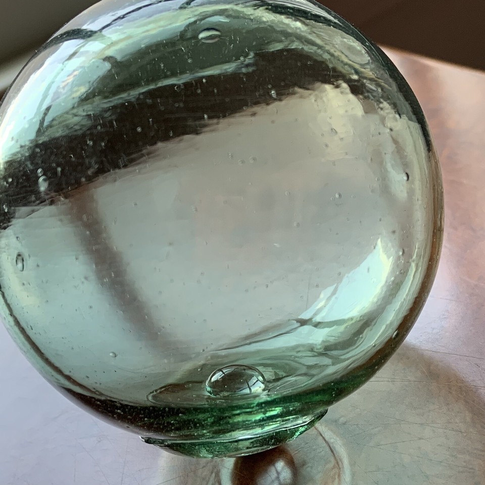 Vtg light Green Hand Blown Glass 3" Sphere Ball Float bubble inclusions ...