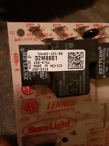 32M8801 White Rodgers 50A65-121-06 LENNOX Integrated Control Circuit ...