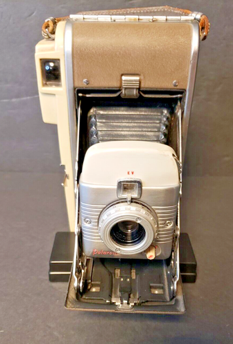 Vintage Polaroid Land Camera Model 80 with hand strap Made In USA 8X5 ...