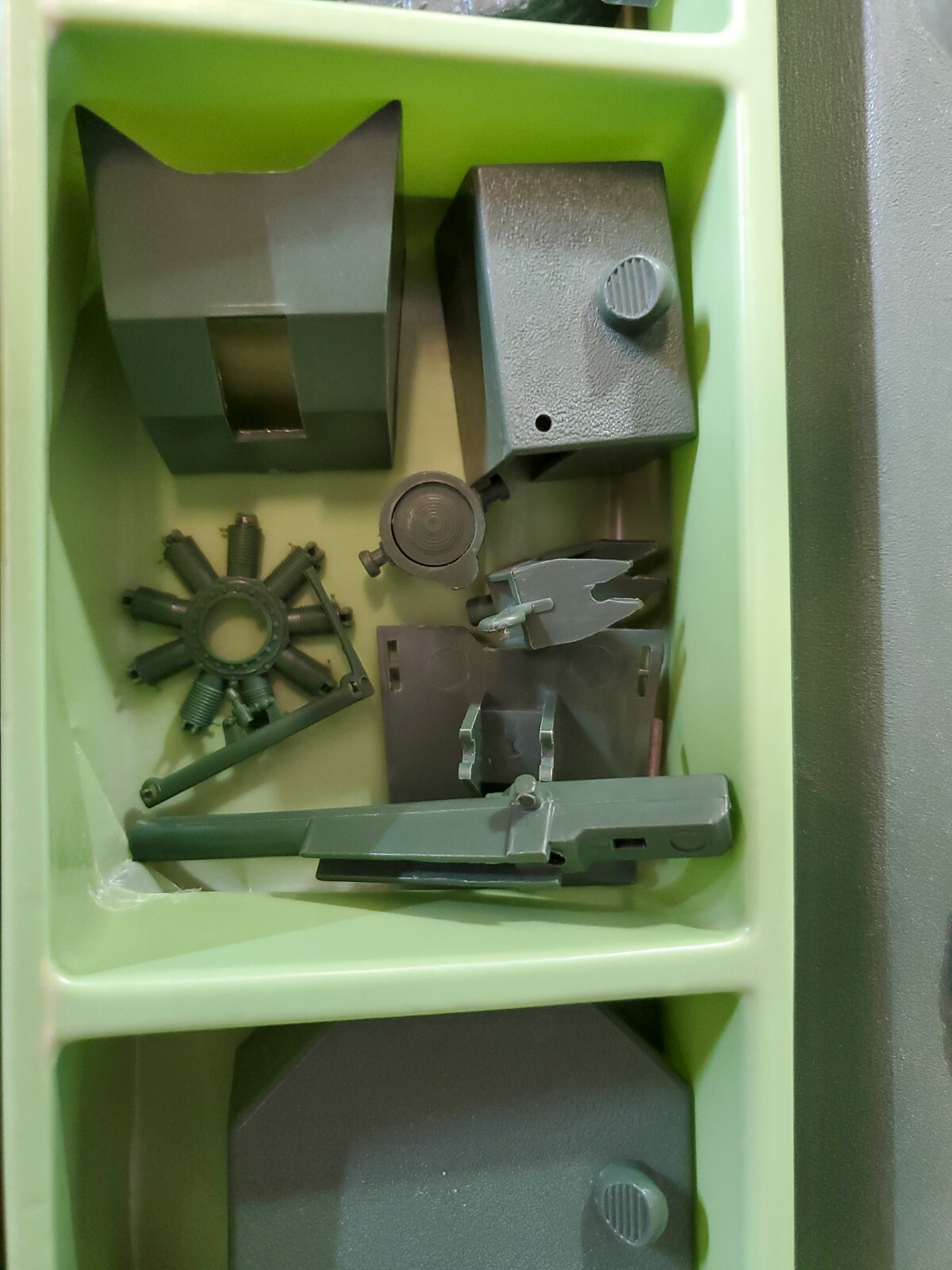 Airfix #51650-7 Gun Emplacement Assault Set w/ Firing Gun READ ...