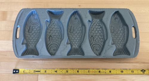 JOHN WRIGHT Cast Iron Fish Mold Pan Cornbread Muffin 12x5" USA Bakeware ...
