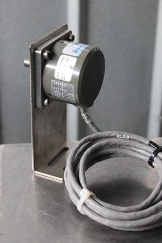 Dynapar HR25 Incremental Encoder 1000 PPR Flange Mount 3/8" Shaft HR625 ...