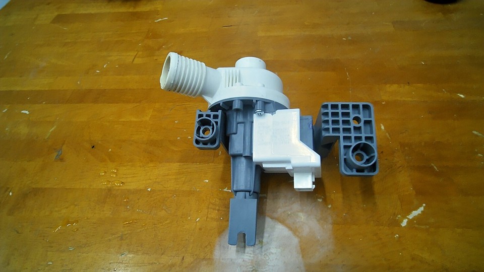 OEM Whirlpool Washer Drain Pump | W10727777 | W10876600 | eBay