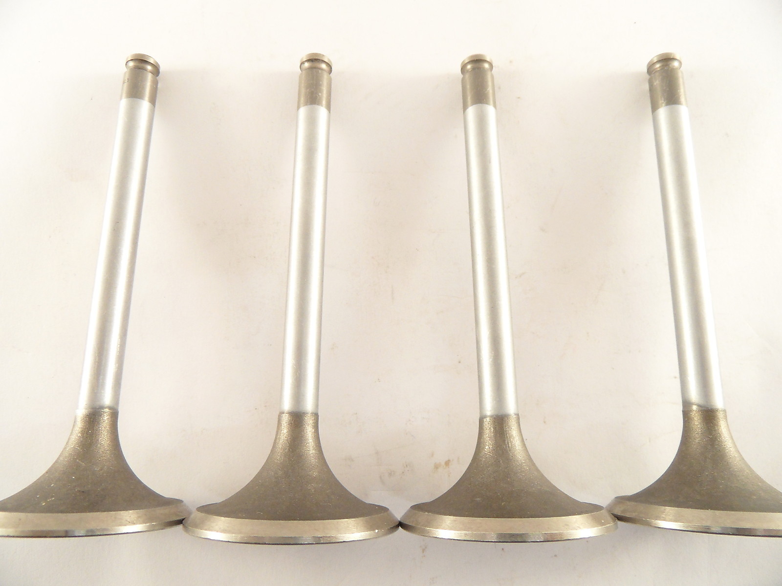 GIEFFE Fiat 132 1600-2000cc intake engine valve set X4 8-106,5-42mm ...
