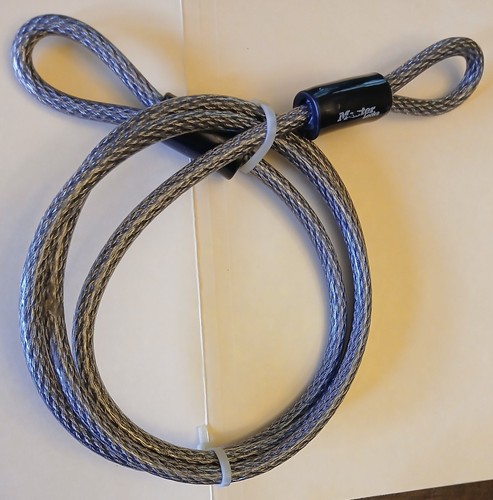 Master Lock 6' L x 3/8" Heavy Duty Braided Steel Looped Cable Safety ...