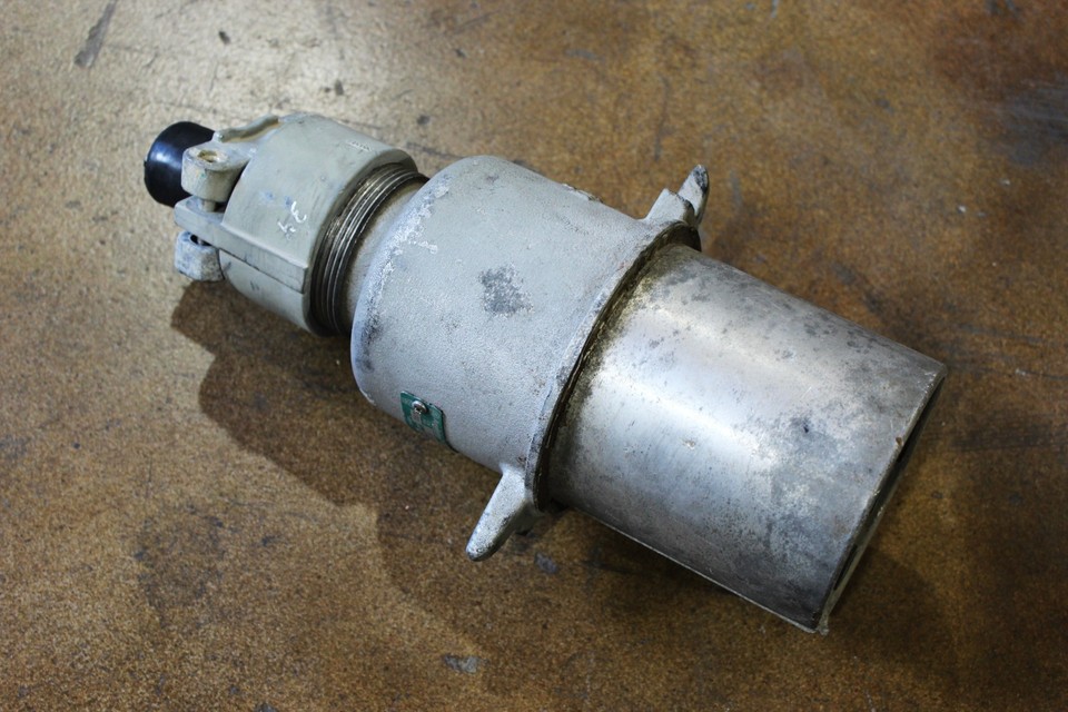 APPLETON AP20034CD 200 AMP 3W 4P PLUG (MALE) USED RECEPTACLE - CHIPPED ...