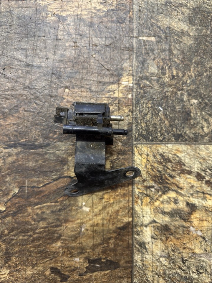 1987-92 Camaro Firebird Trans Am TPI EGR Solenoid Mount vacuum GM OEM ...
