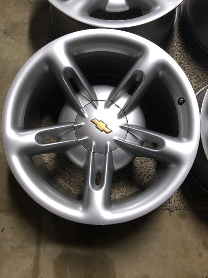 Chevrolet SSR Factory OEM Wheels Rims Set | Silver | Speedline | AA356 ...