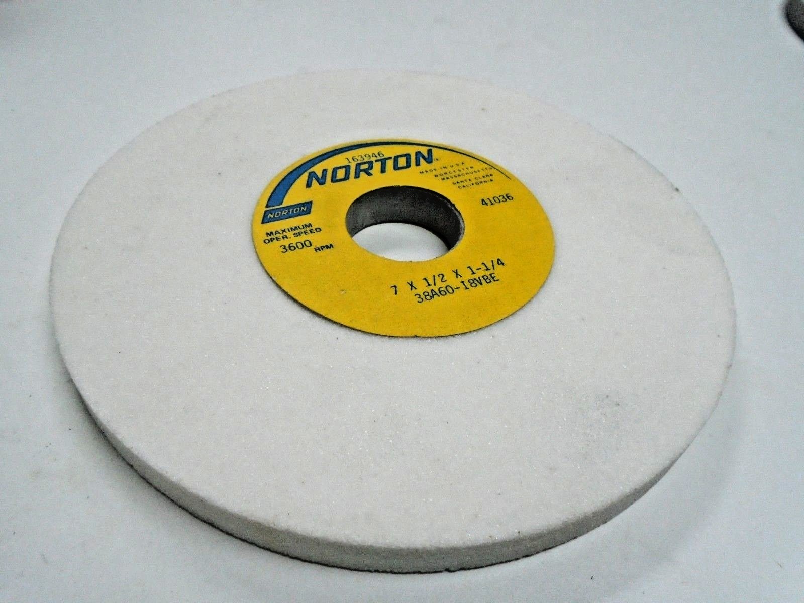 Norton Abrasives Grinding Wheel 7 x 1/2 x 1 1/4 38A60 18VBE 3600 rpm ...